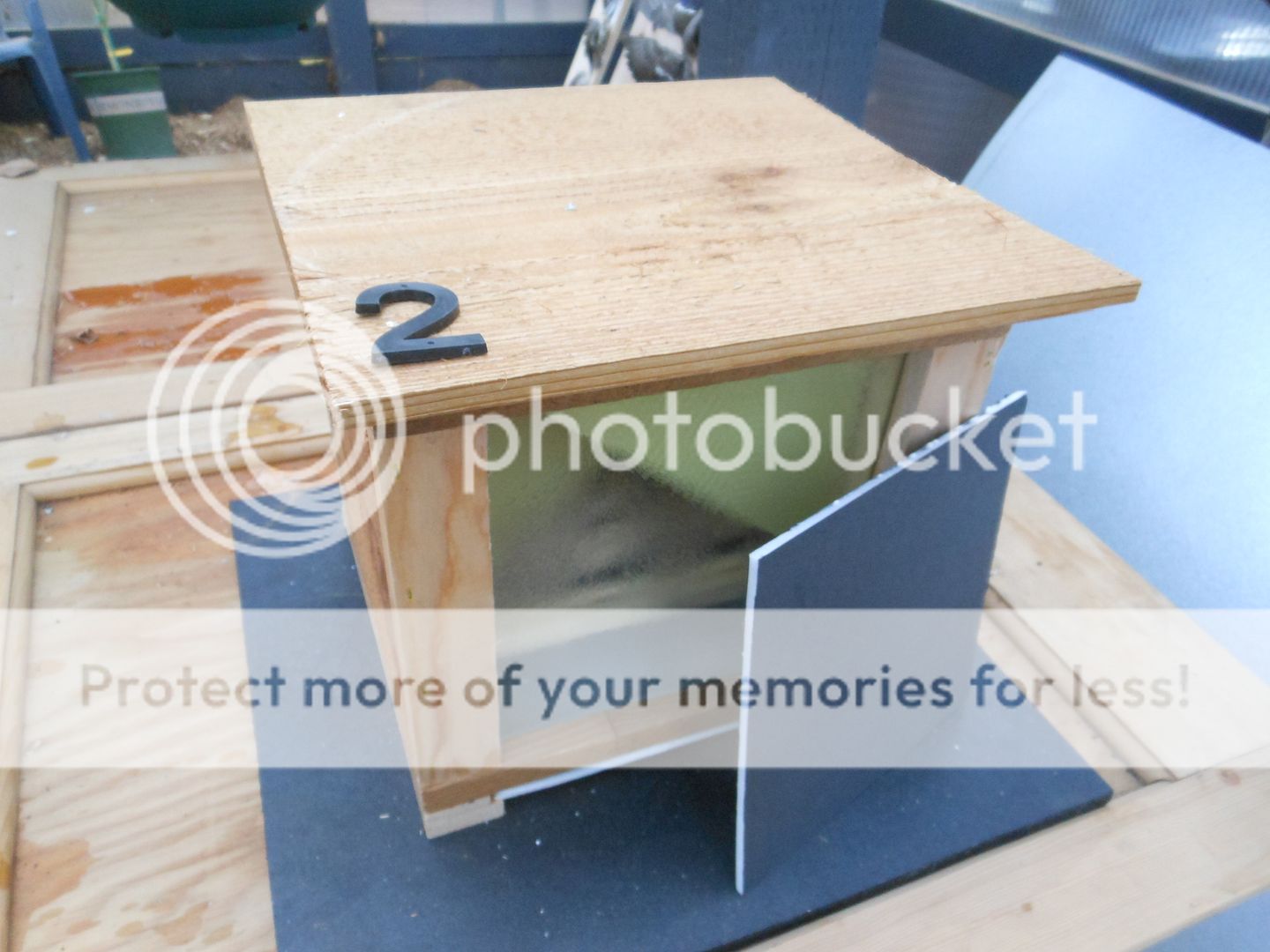 Mini mating nuc -w window | Beesource Beekeeping Forums